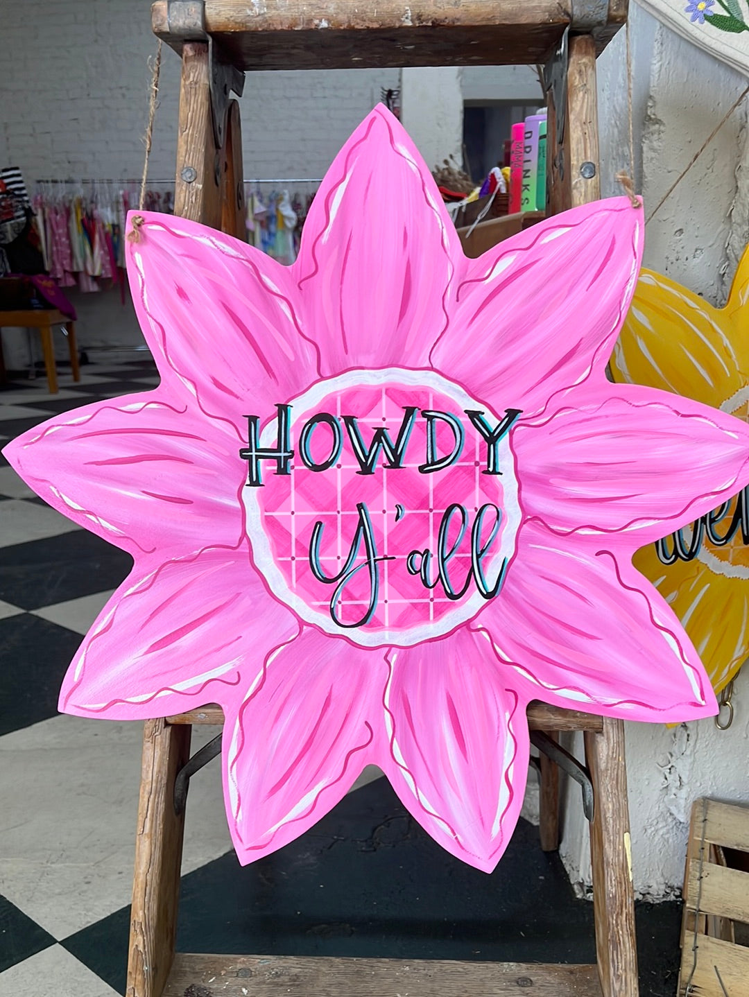 Howdy Y’all Door Hanger Pink flower – Gilbert Creek Gardens