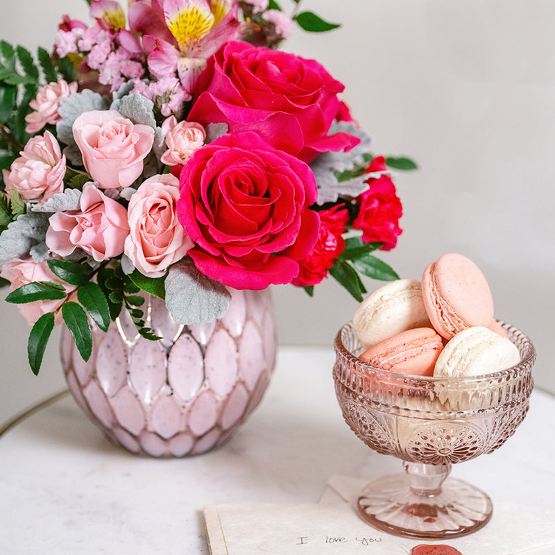 Small Vase Arrangement – Gilbert Creek Gardens